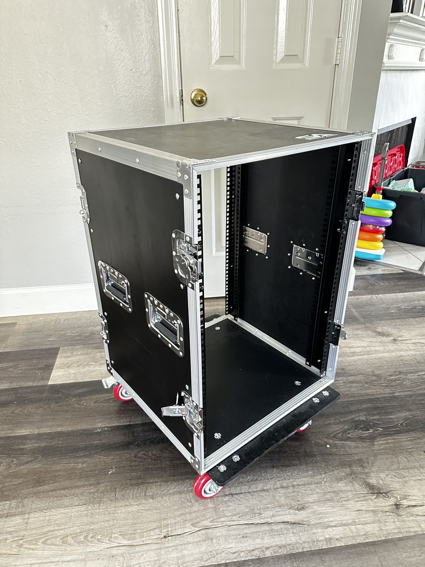 Seismic Audio - SATAC16U - Heavy Duty 16 Space ATA Rack Case with 4 ...