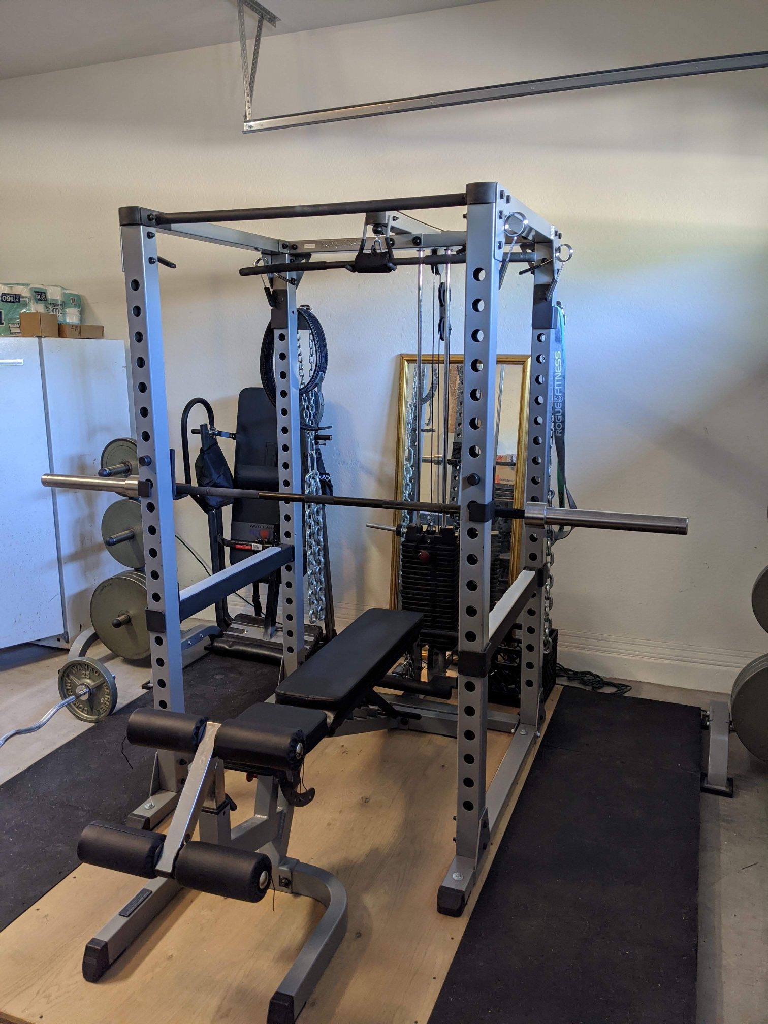 Body Solid Power Rack + Cable Pulldown / Lat Tower Home Gym Setup for ...