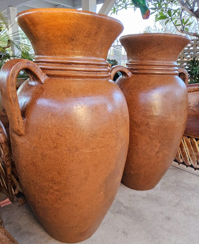Jarrones XL, De Barro. En "Casabarajaspottery " 4470 Lincoln Ave ...