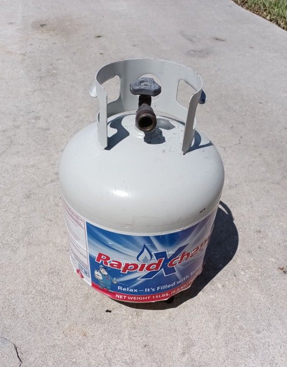 20-Lb Propane Tanks, Filled for Sale in Fort Myers, FL - OfferUp