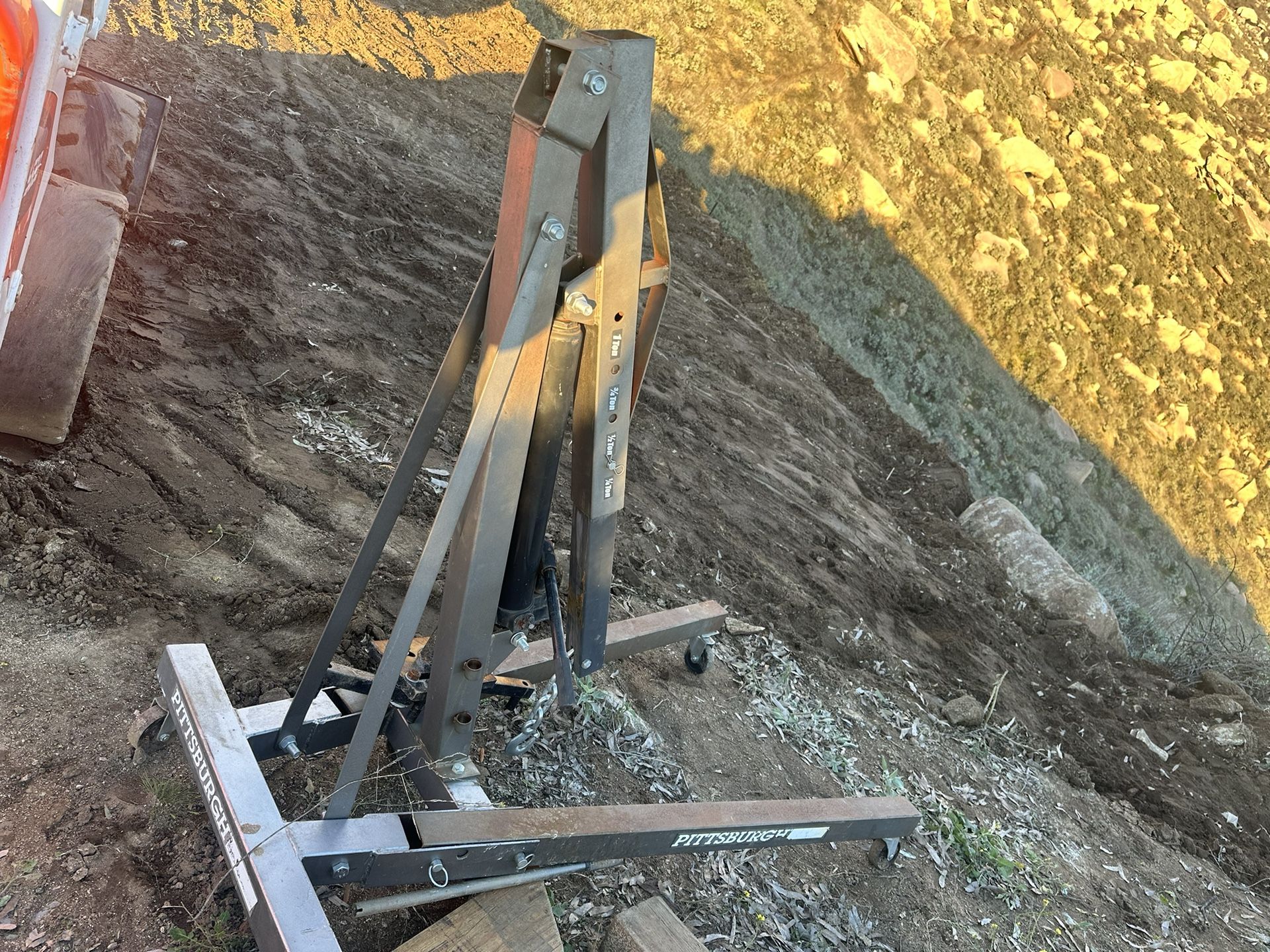 Engine Jack for Sale in Moreno Valley, CA - OfferUp