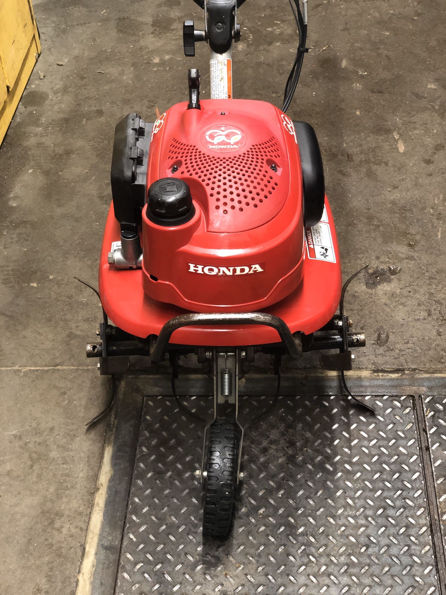 Used Honda F220 21" Roto Tiller Lawn Garden Cultivator Mid Tine Gas ...