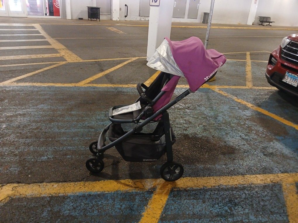 UPPABABY STROLLER ($100 PRICE IS FIRM ) for Sale in Chicago, IL - OfferUp