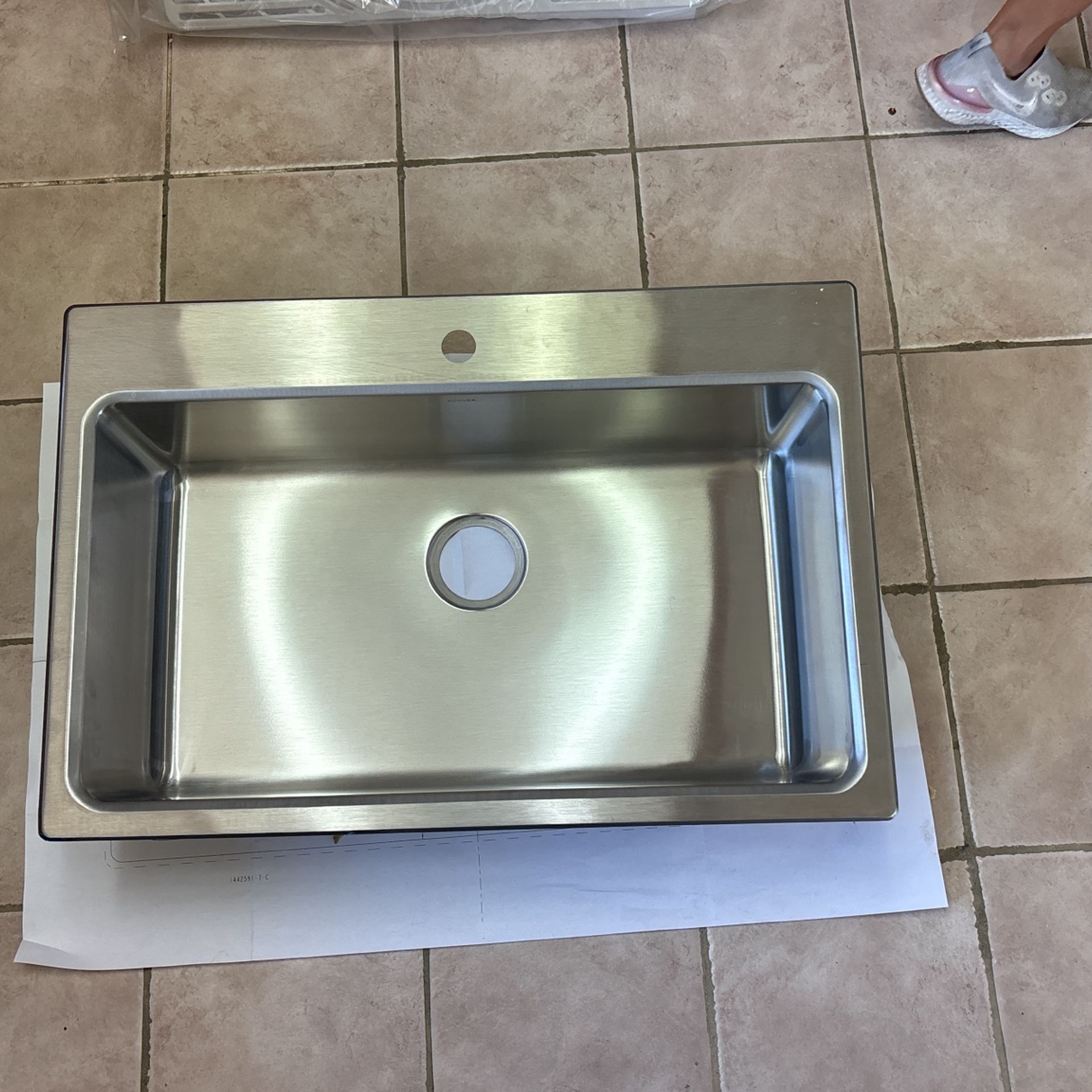Kohler Pro Function Sink Kit 33x22x9 for Sale in Chino, CA - OfferUp