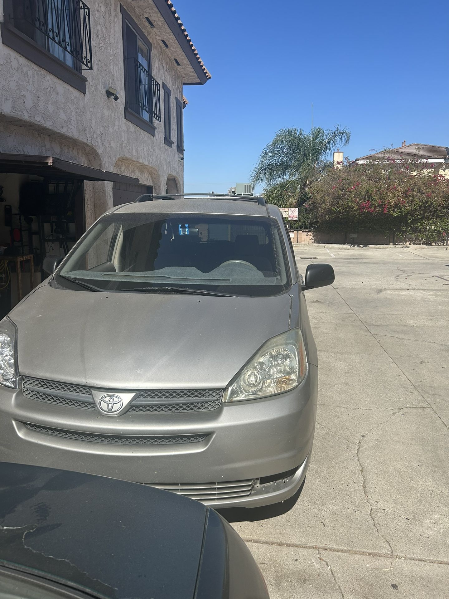 2004 Toyota Sienna for Sale in Monterey Park, CA - OfferUp