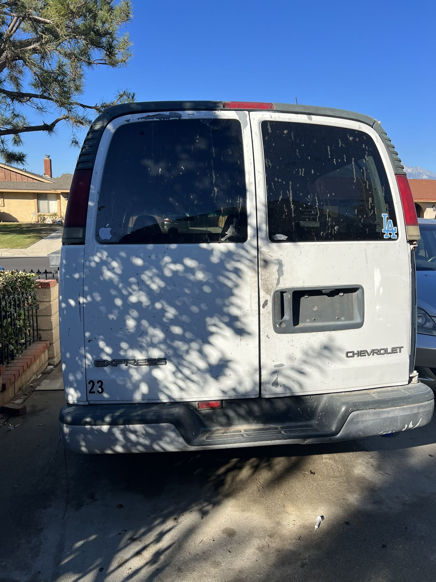 2000 Chevrolet Express for Sale in Montclair, CA - OfferUp