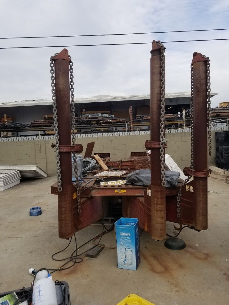 Chief ez liner s21 frame machine for Sale in Garden Grove, CA - OfferUp