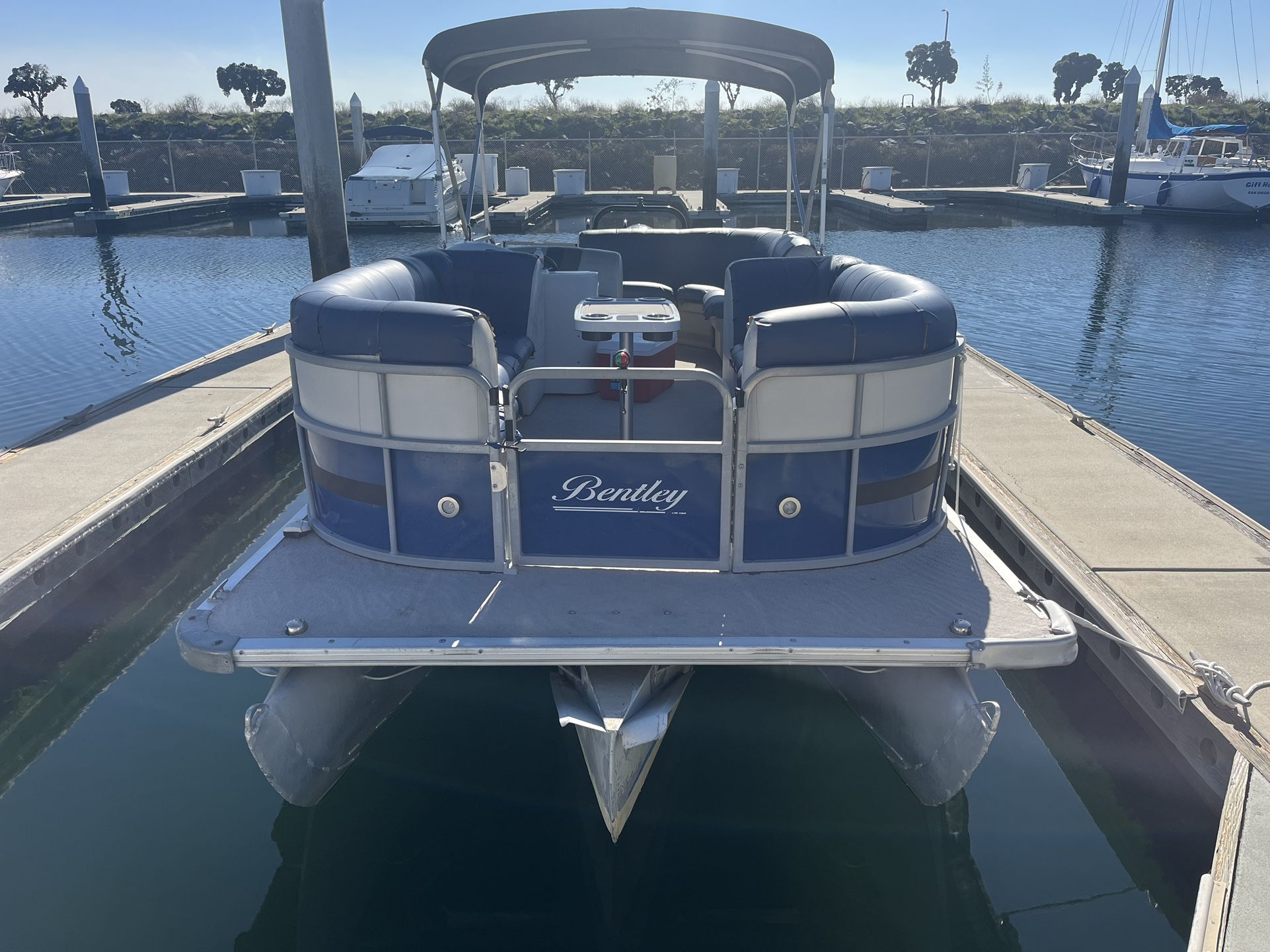 2015 Bentley Pontoon / Tritoon 24 FT Cruise 240 SE for Sale in San ...