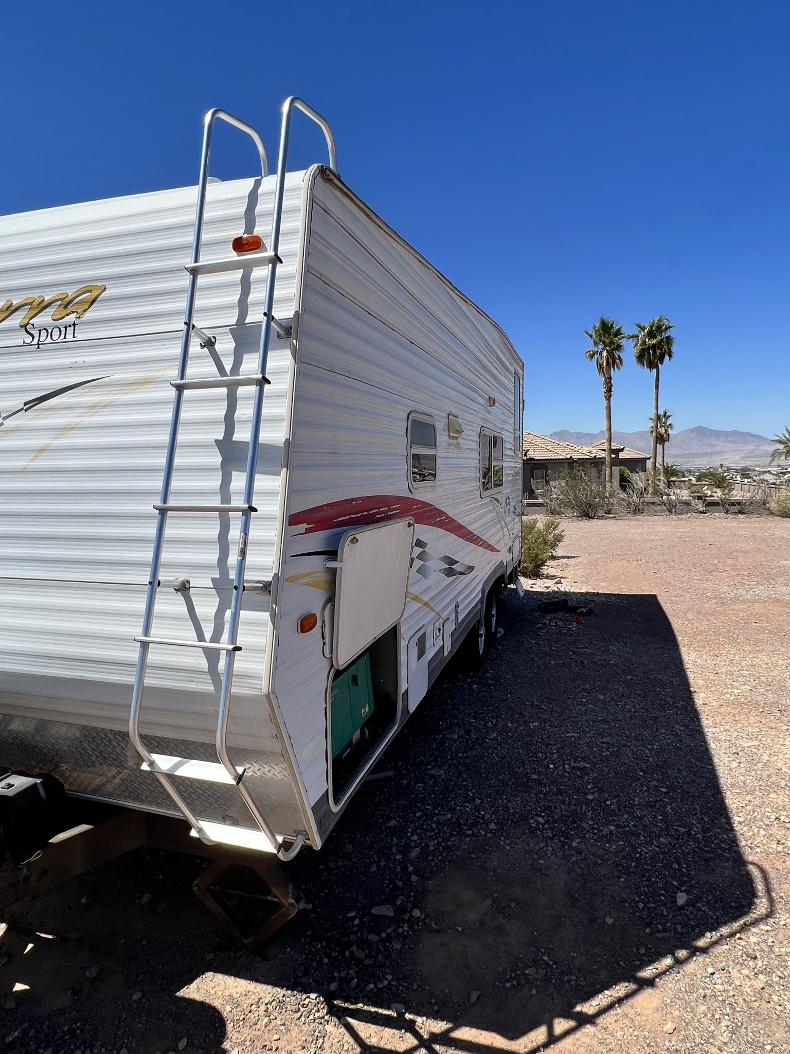 Forest River Sierra Sport Toy Hauler for Sale in Corona, CA - OfferUp