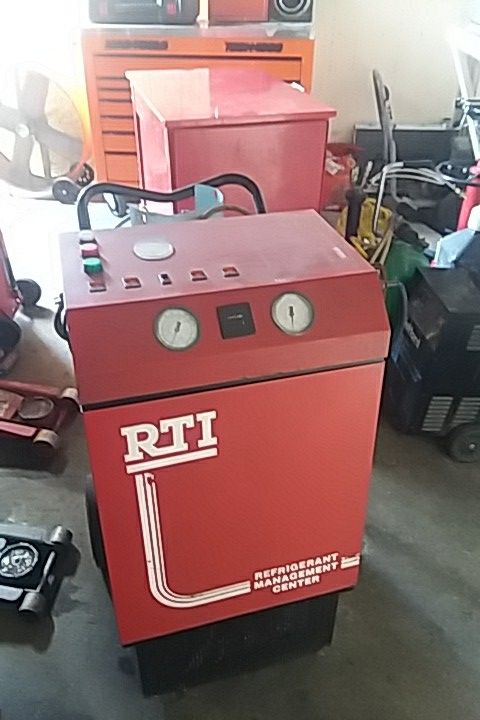Rti ac machine older model but in good working condition for Sale in ...