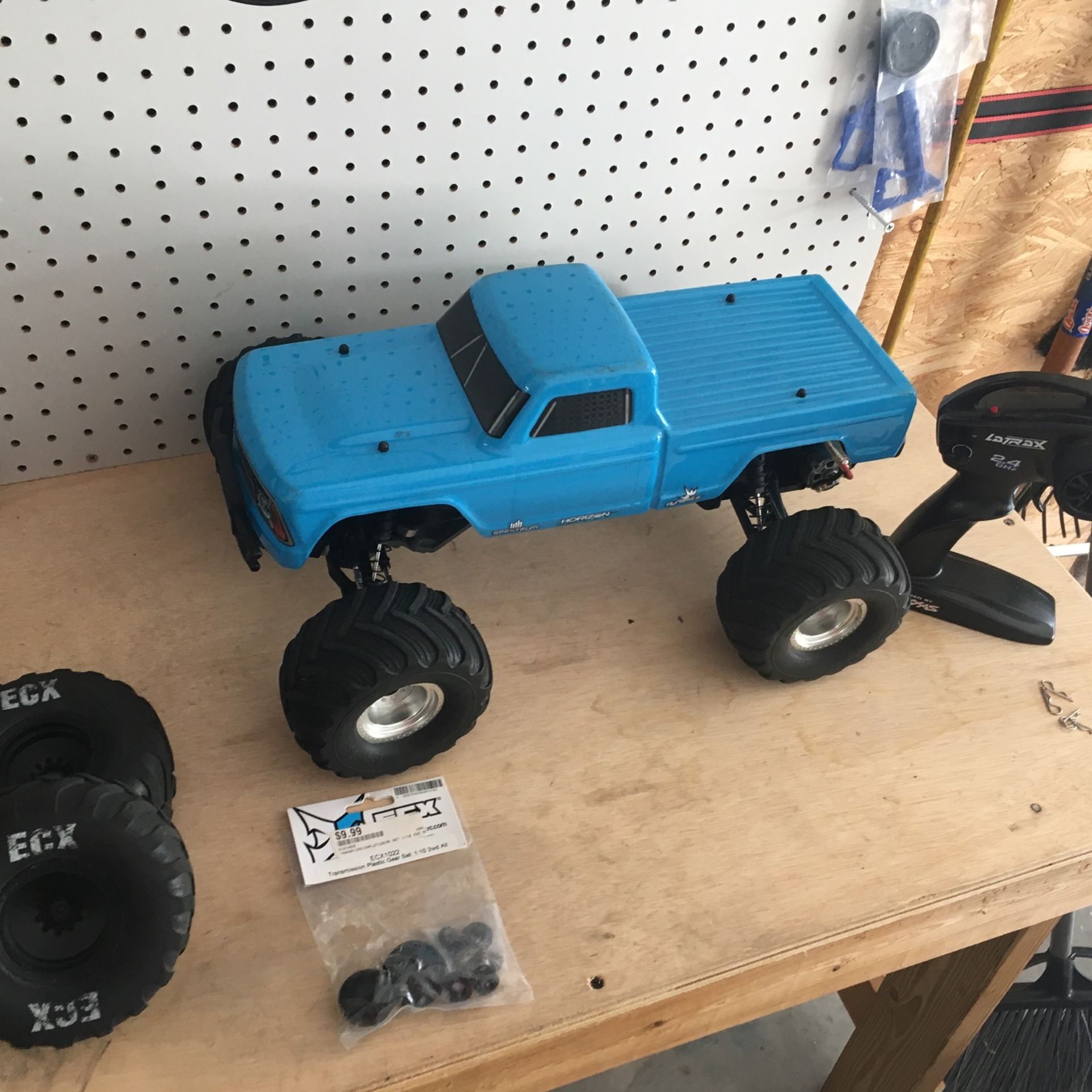 ECX Amp Crush Rc Truck. for Sale in Hudson, FL - OfferUp