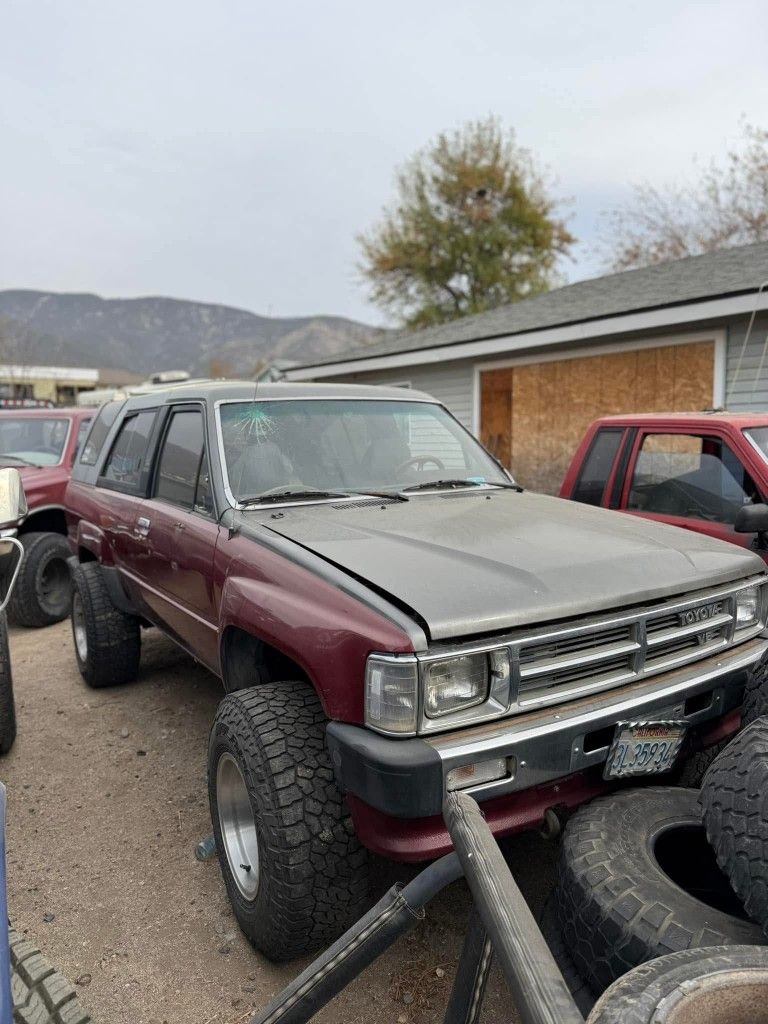 Toyota 4runner 1985 Parts for Sale in Arrowhed Farm, CA - OfferUp
