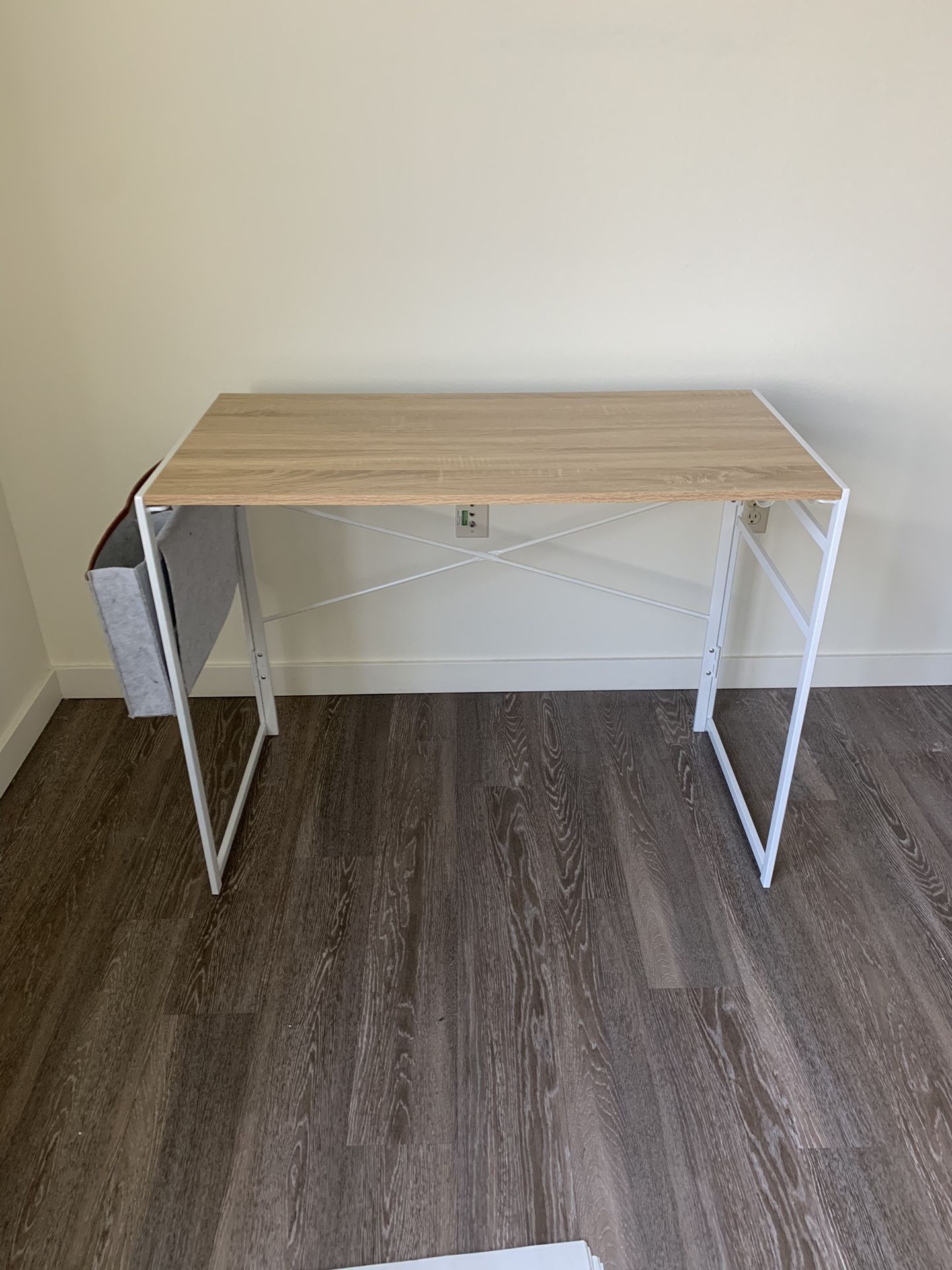 Folding Computer Desk for Sale in Portland, OR - OfferUp