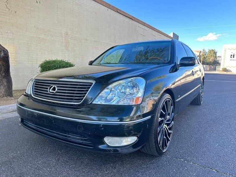 2001 LEXUS LS430, NICE TIRES AND WHEELS for Sale in Phoenix, AZ - OfferUp