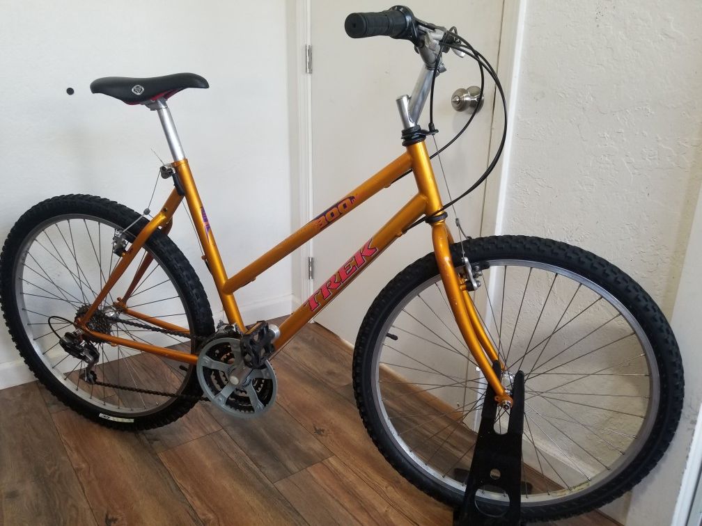 Trek 800 Sport Mountain Track Series for Sale in San Diego, CA - OfferUp