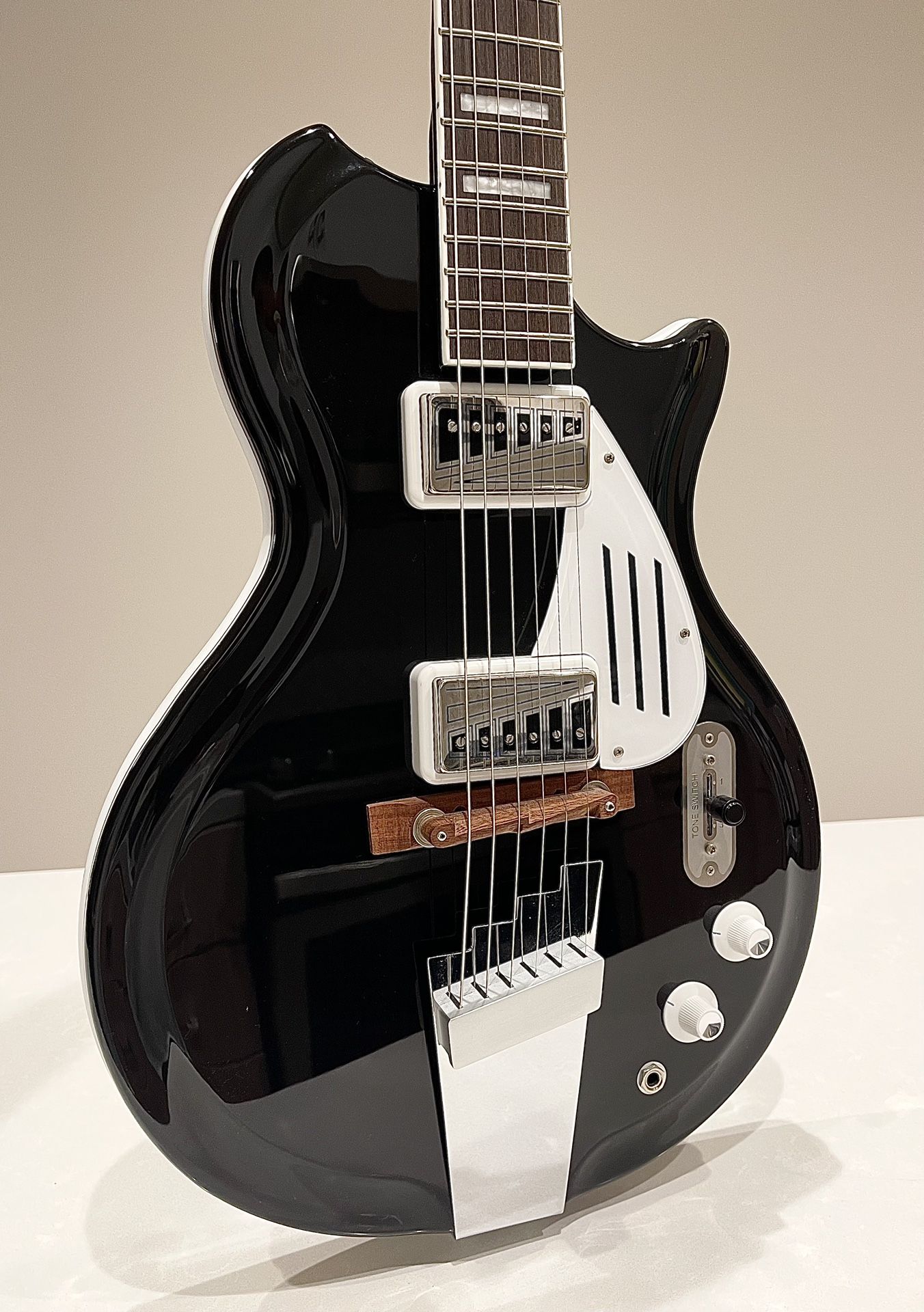 Supro Americana Series Black Holiday - Electric Guitar for Sale in ...