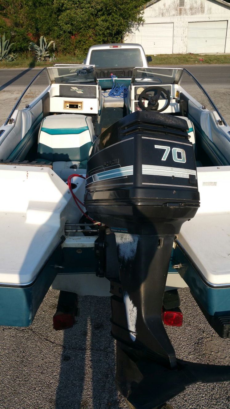 1991 Bayliner Capri for Sale in San Antonio, TX - OfferUp