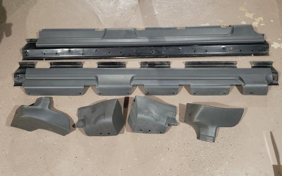 Tahoe Z71 Parts Molding Rocker Cover 2001/2002/2003/2004/2005/2006 ...