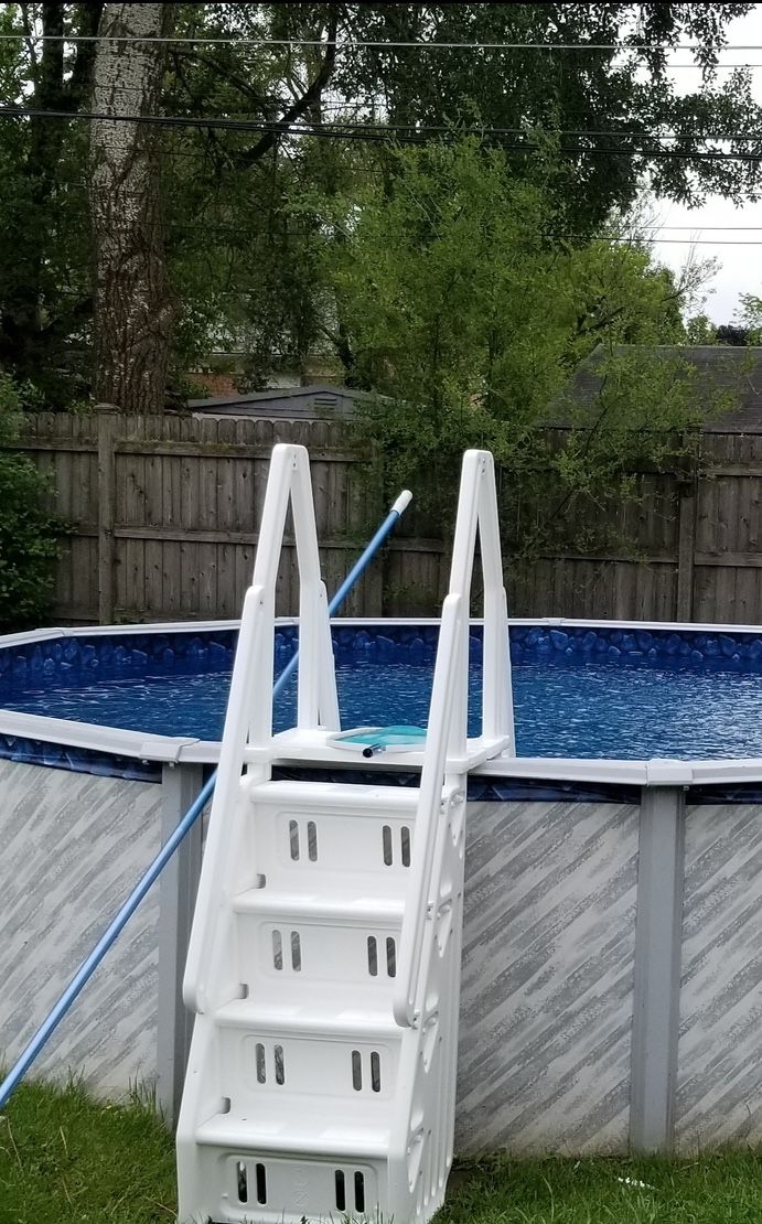 Above Ground Pool Stairs for Sale in Glendale Heights, IL - OfferUp
