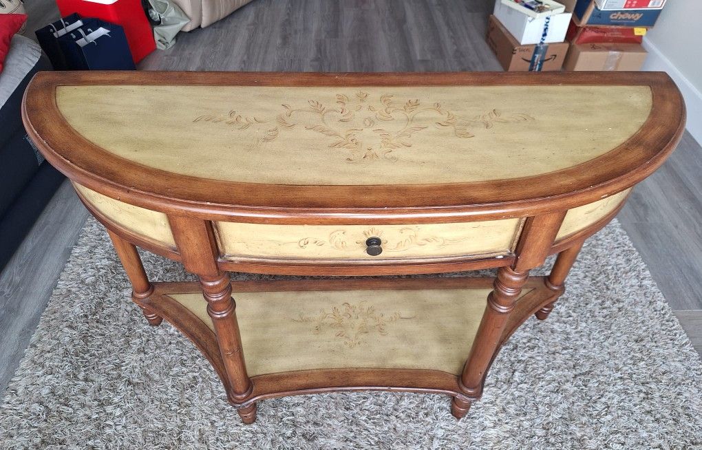 Vintage Half Moon Wooden Table for Sale in Fort Lauderdale, FL - OfferUp