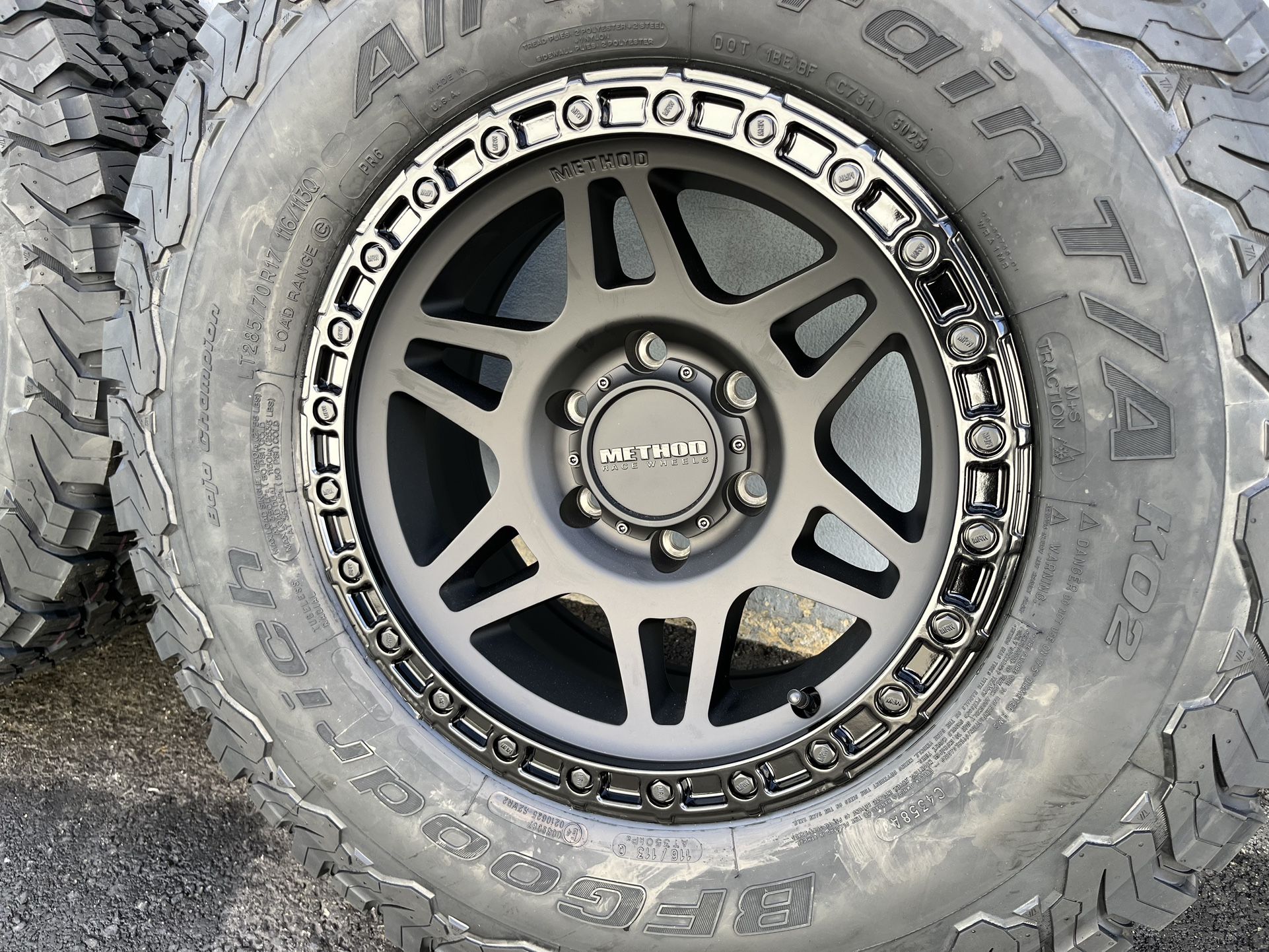17” INCH METHOD MR312 DOUBLE BLACK WHEELS/RIMS WITH 33” BFGOODRICH KO2 ...