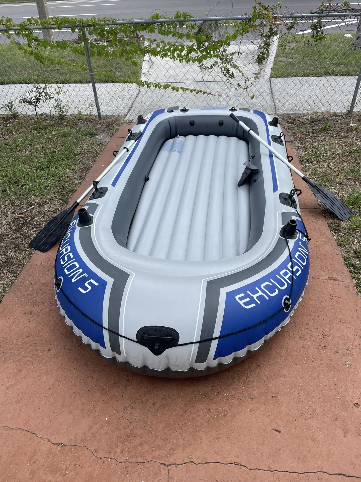5 Person Raft for Sale in St. Petersburg, FL - OfferUp