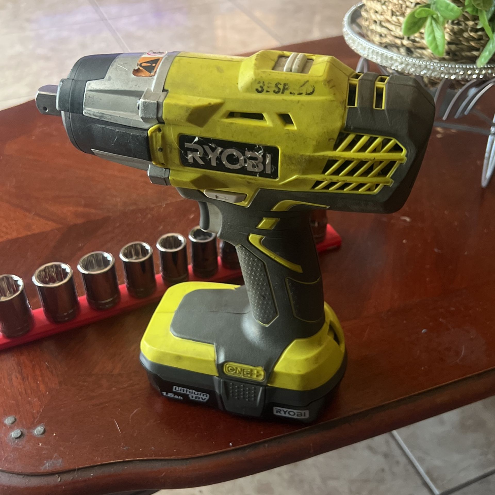 Ryobi Impact Wrench for Sale in Di Giorgio, CA - OfferUp