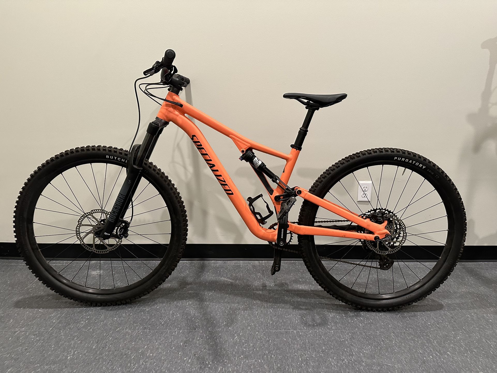 2022 Specialized Stump Jumper Mountain Bike for Sale in Queen Creek, AZ - OfferUp