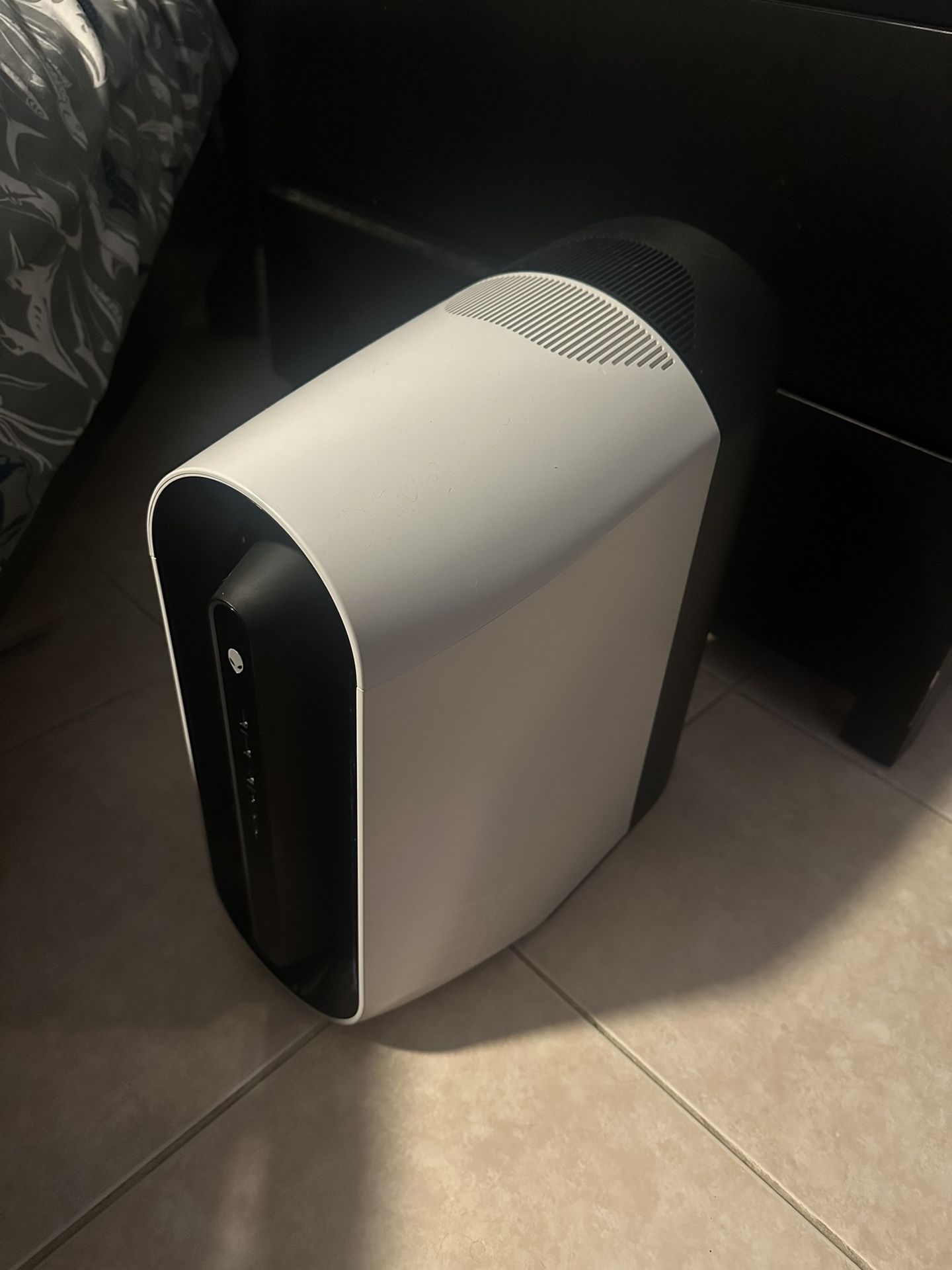 Aurora R12 Alienware for Sale in Pompano Beach, FL - OfferUp