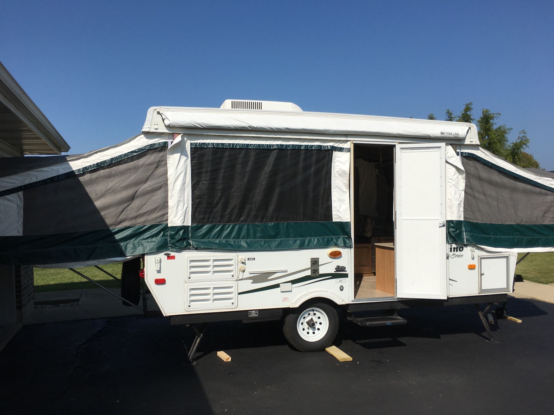 2009 Palomino Yearling 4127 for Sale in Carol Stream, IL - OfferUp