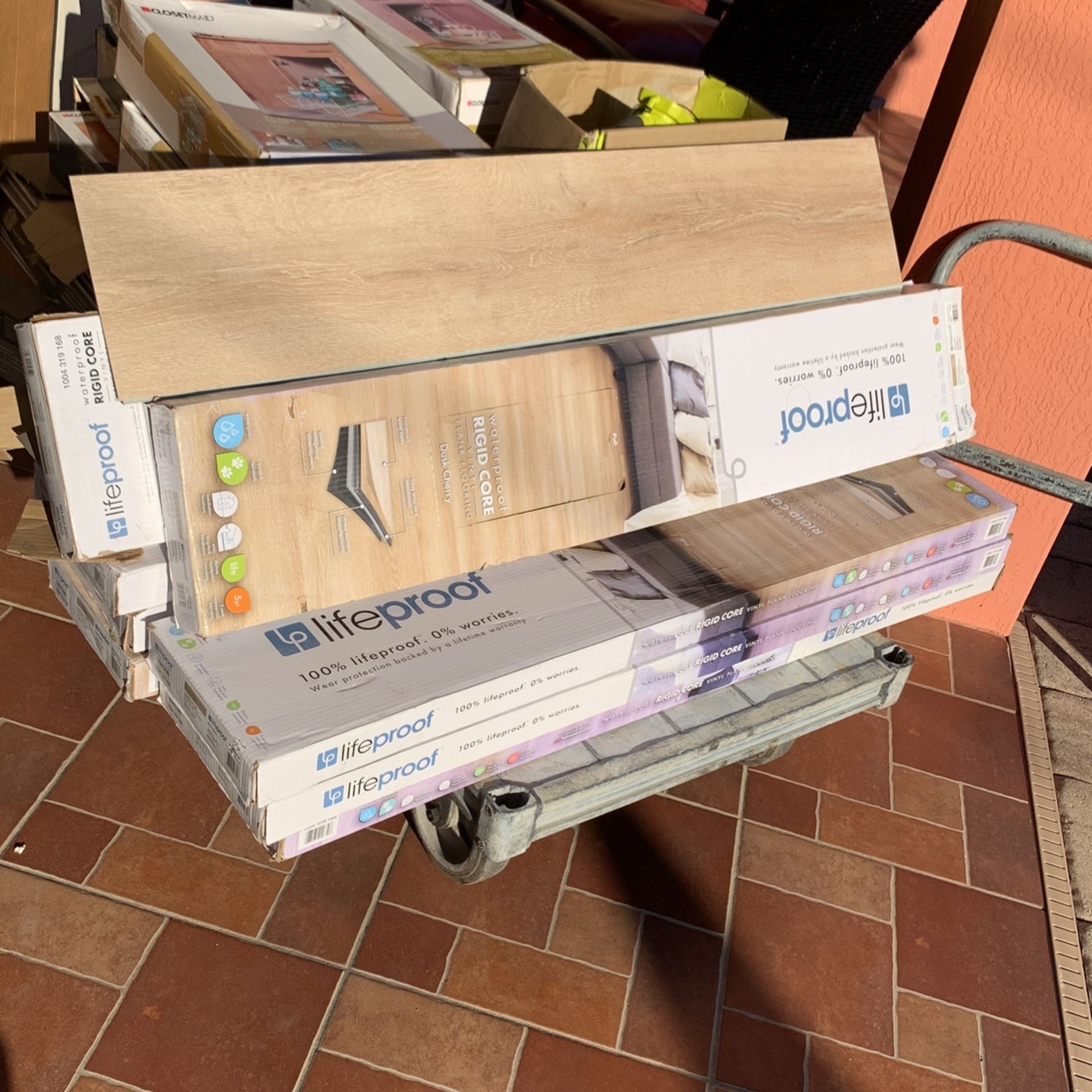 8.7 in. W Dusk Cherry Click Lock Luxury Vinyl Plank Flooring (20.06 sq ...