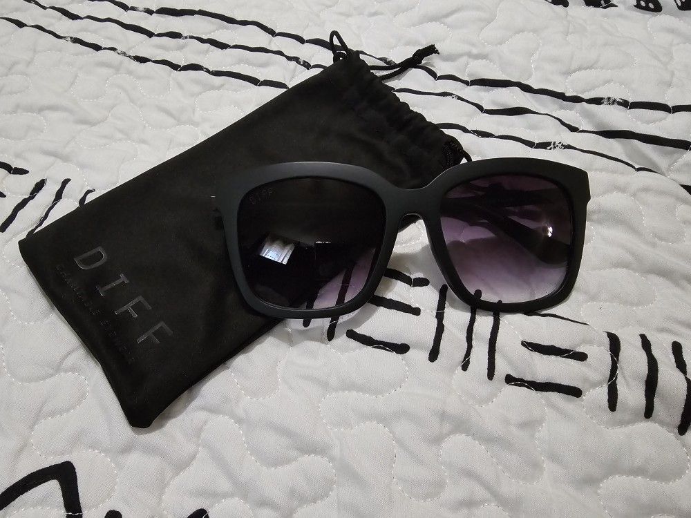 Diff Hailey Sunglasses for Sale in Riverside, CA - OfferUp