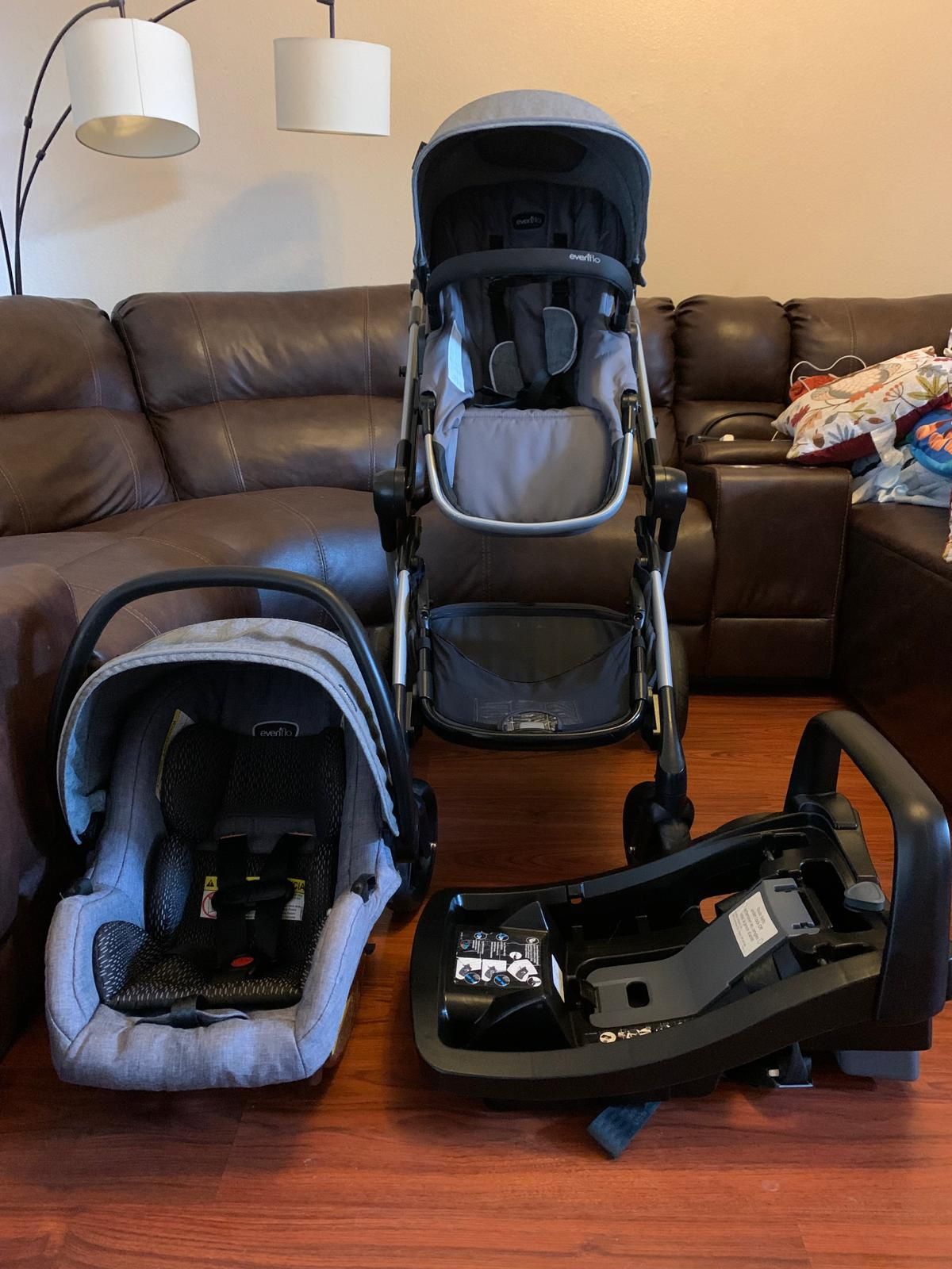 EVENFLO DOUBLE STROLLER for Sale in Tulare, CA - OfferUp