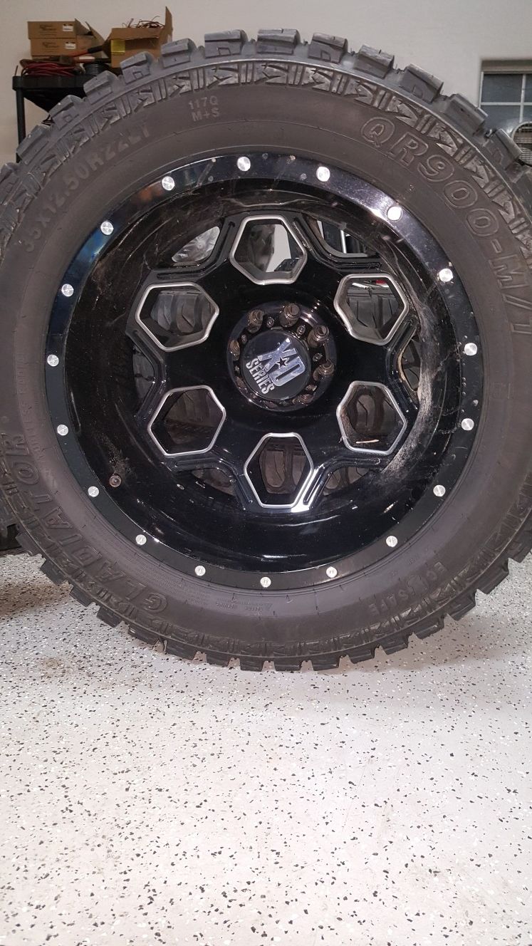 KMC XD Battalion 22 inch Dually wheels for Sale in Maricopa, AZ - OfferUp