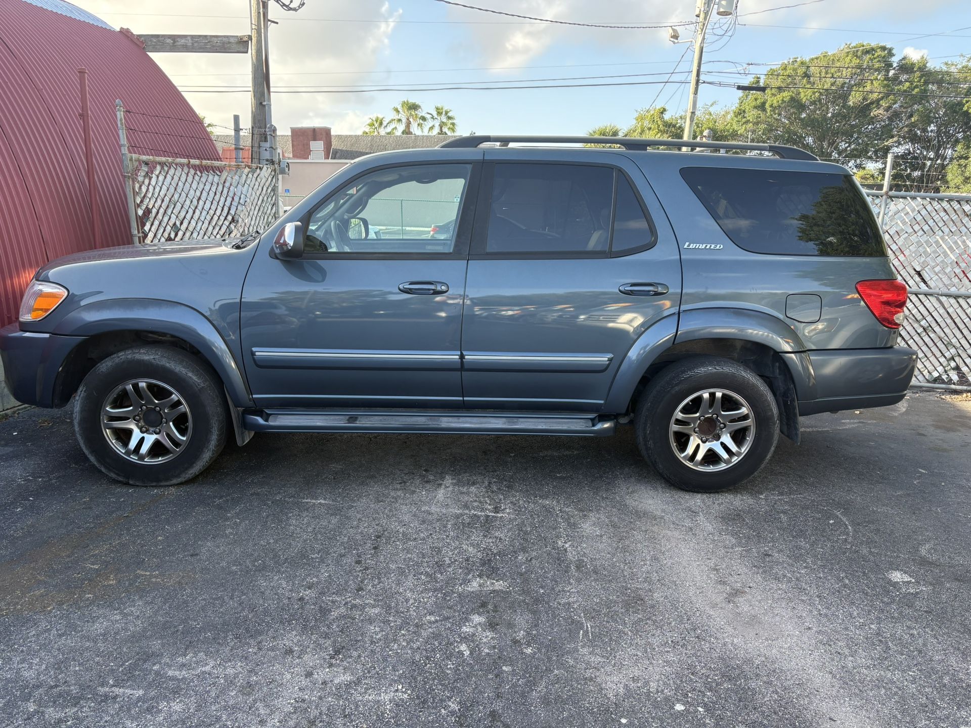 2007 Toyota Sienna for Sale in Fort Pierce, FL - OfferUp