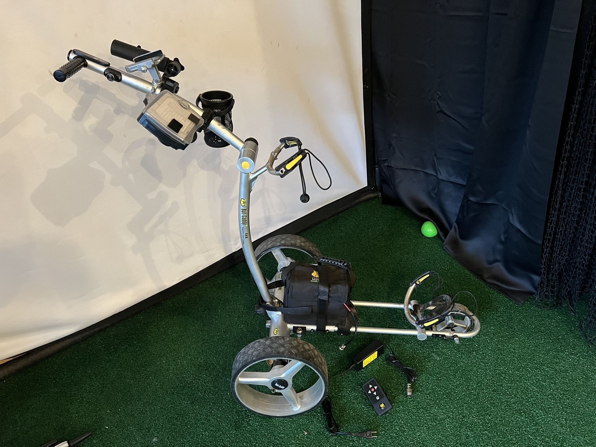 Bat Caddy X4R Electric Remote Control Golf Cart for Sale in Tacoma, WA ...