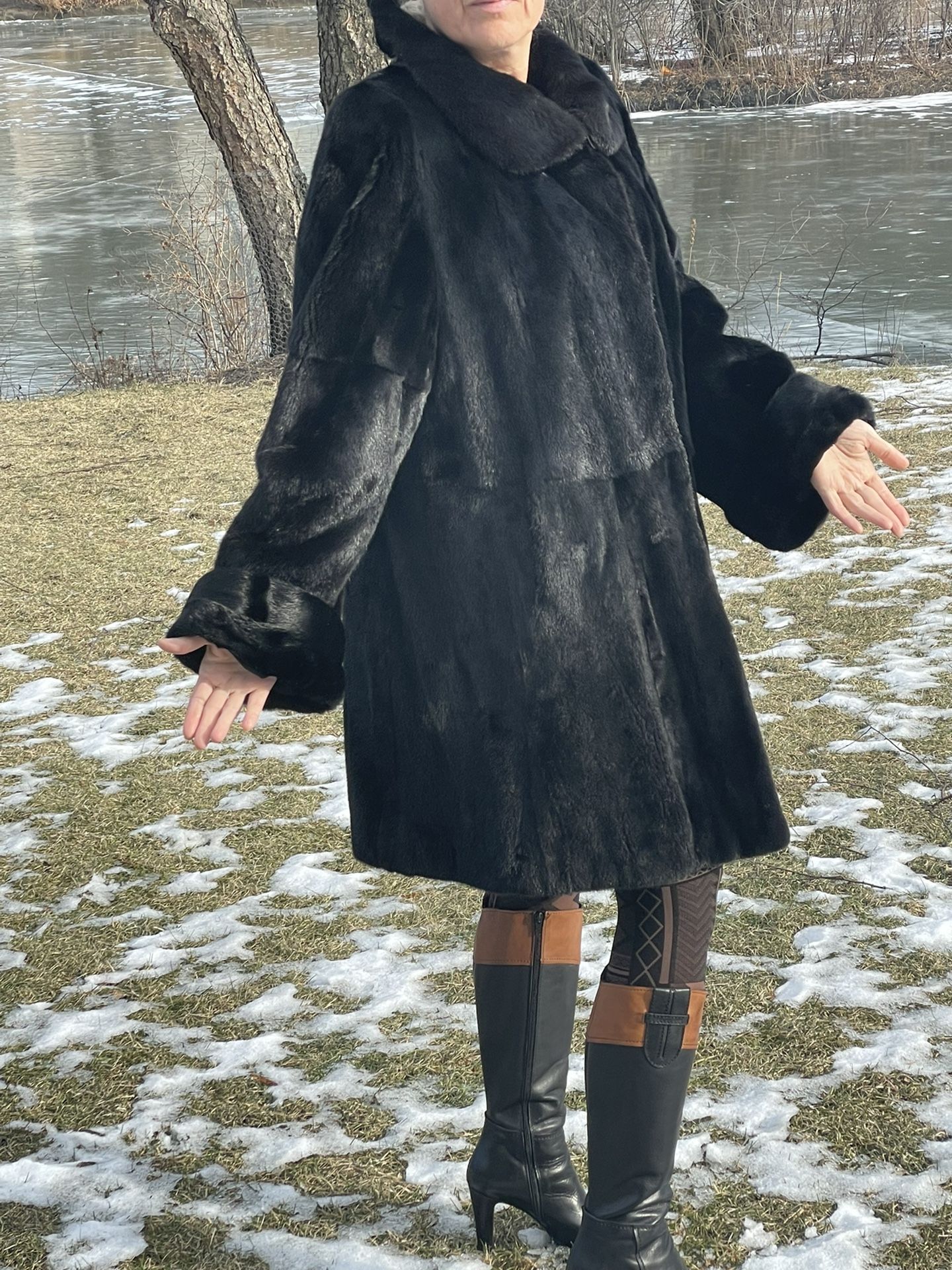 Beautiful Black Sheared Real Mink Coat Size L/XL. Mint Condition for ...