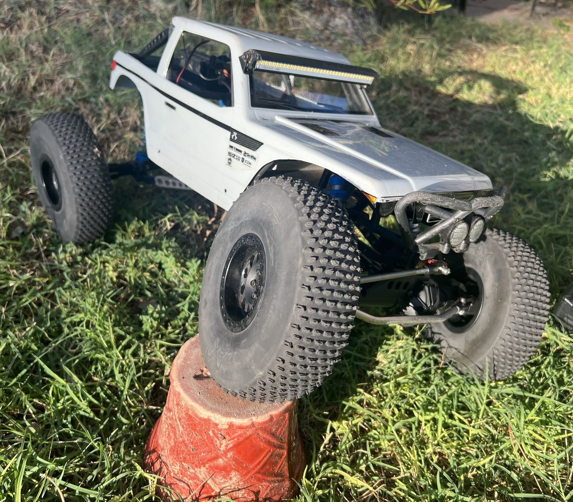 Read Please Axial Wraith Custom for Sale in Tempe, AZ - OfferUp