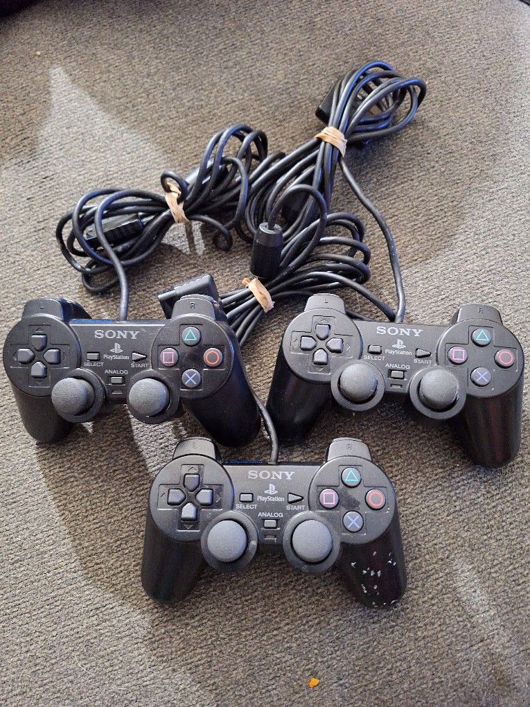PLAYSTATION 2 CONTROLLERS & GAMES, WII CONTROLLERS, XBOX N64 GAMEBOY ...