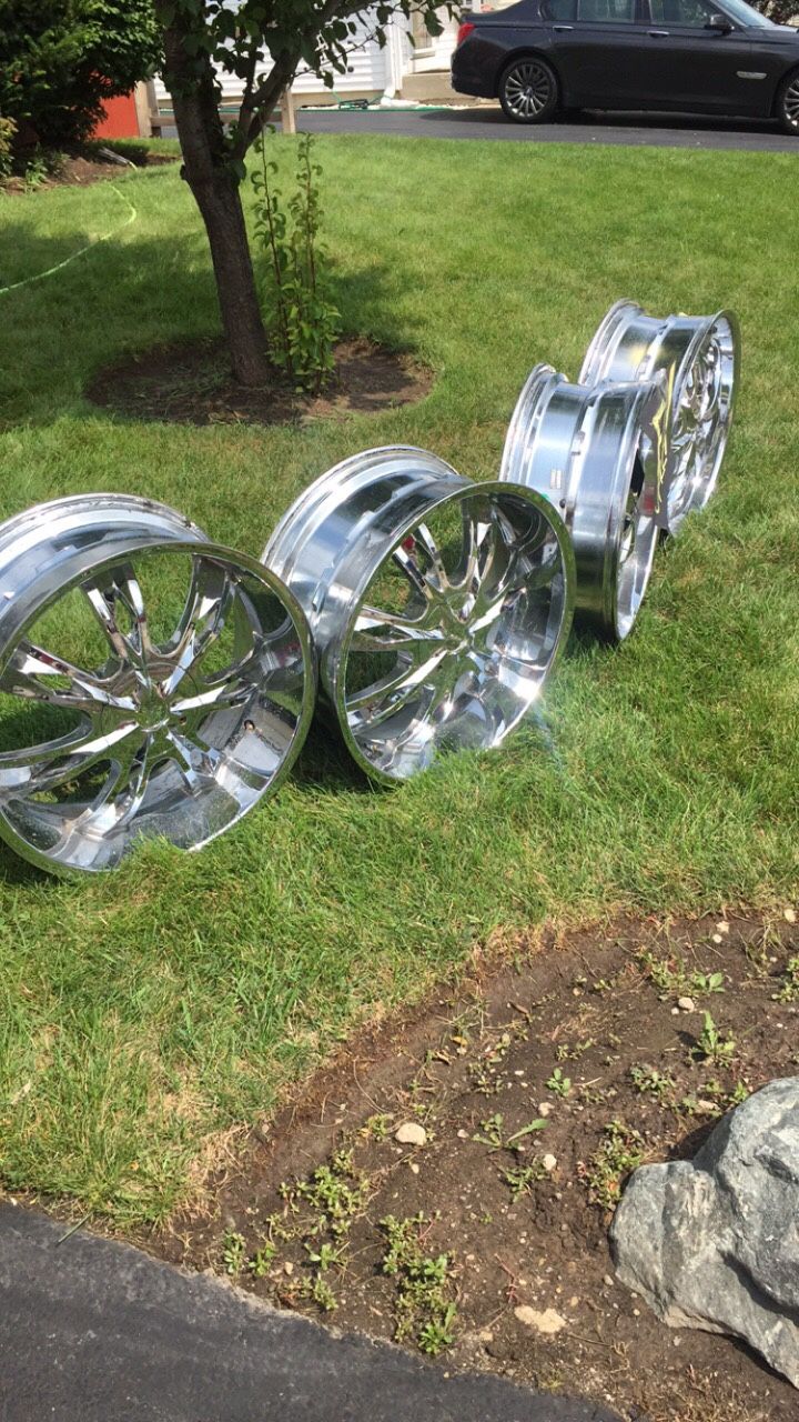 20 inch 5 lug rims 5×135 lug pattern used on 2003 ford expedition for ...