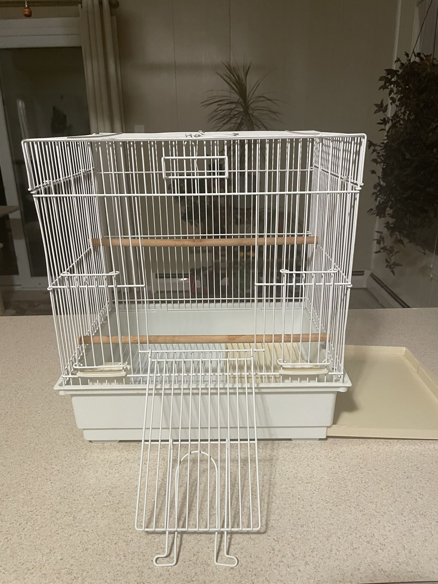 Small Bird Cage Or Transport Cage for Sale in Toms River, NJ - OfferUp