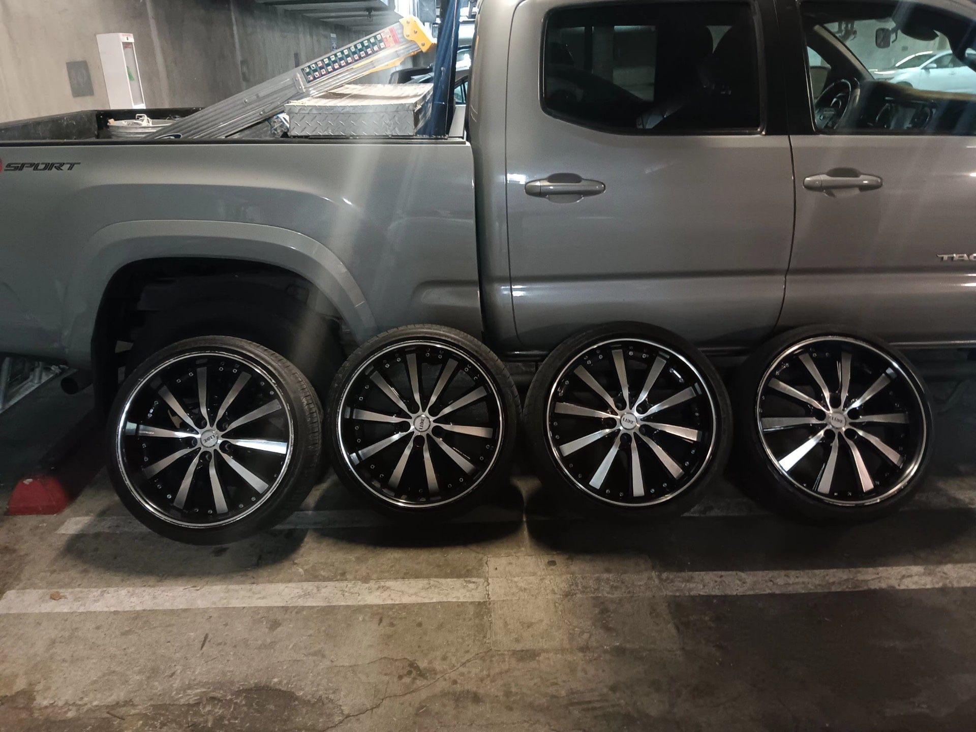 Rims With Tires 20s for Sale in Los Angeles, CA - OfferUp