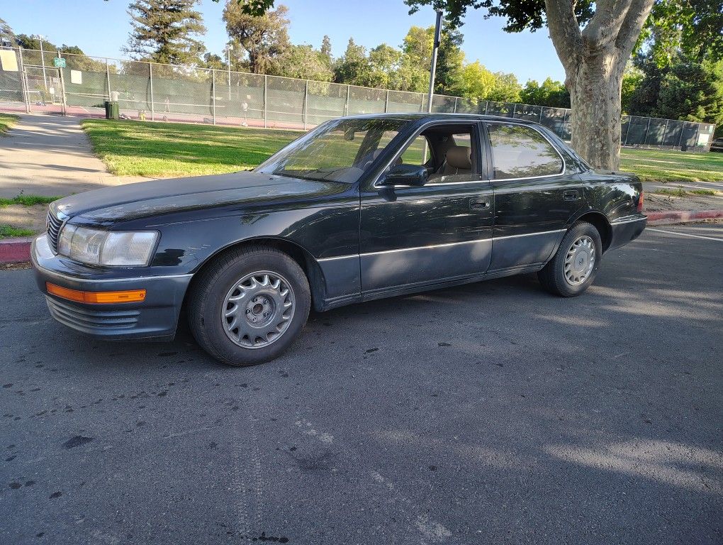 1992 LEXUS LS400 CLEAN TITLE for Sale in San Jose, CA - OfferUp