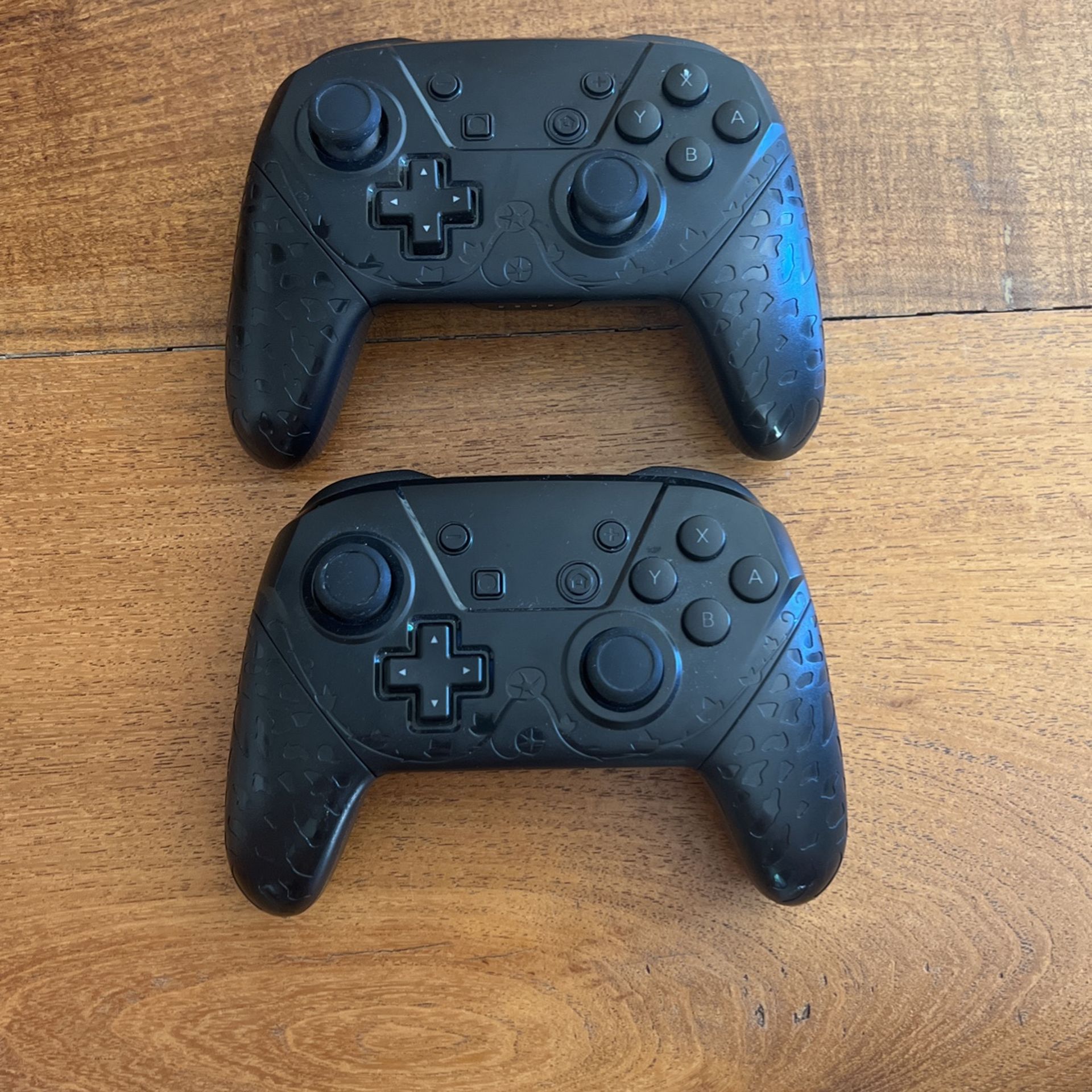 2 Wireless Nintendo Switch Controllers (no chargers) for Sale in San ...