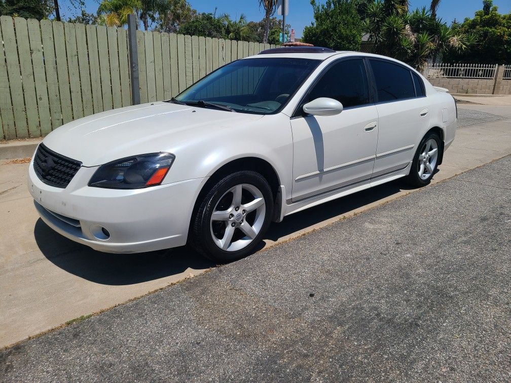 2005 Nissan Altima for Sale in Whittier, CA - OfferUp