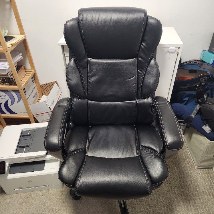 FREE Computer Chair For Office Desk for Sale in Queens, NY - OfferUp