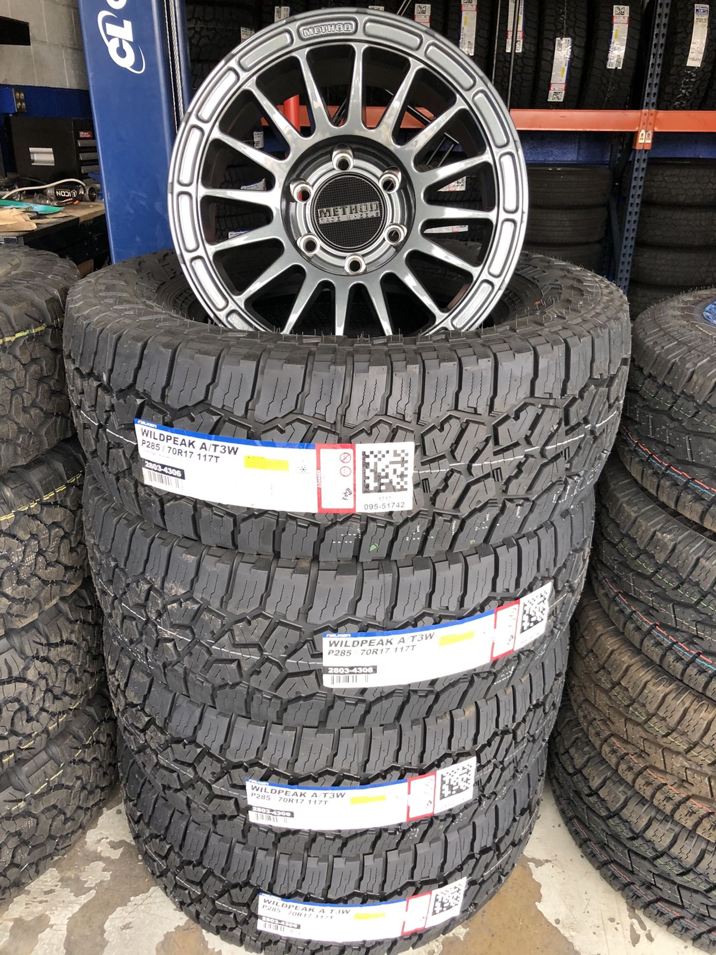 Method mr314 gloss titanium wheels with falken wilpeak at3w 285/70/17 ...