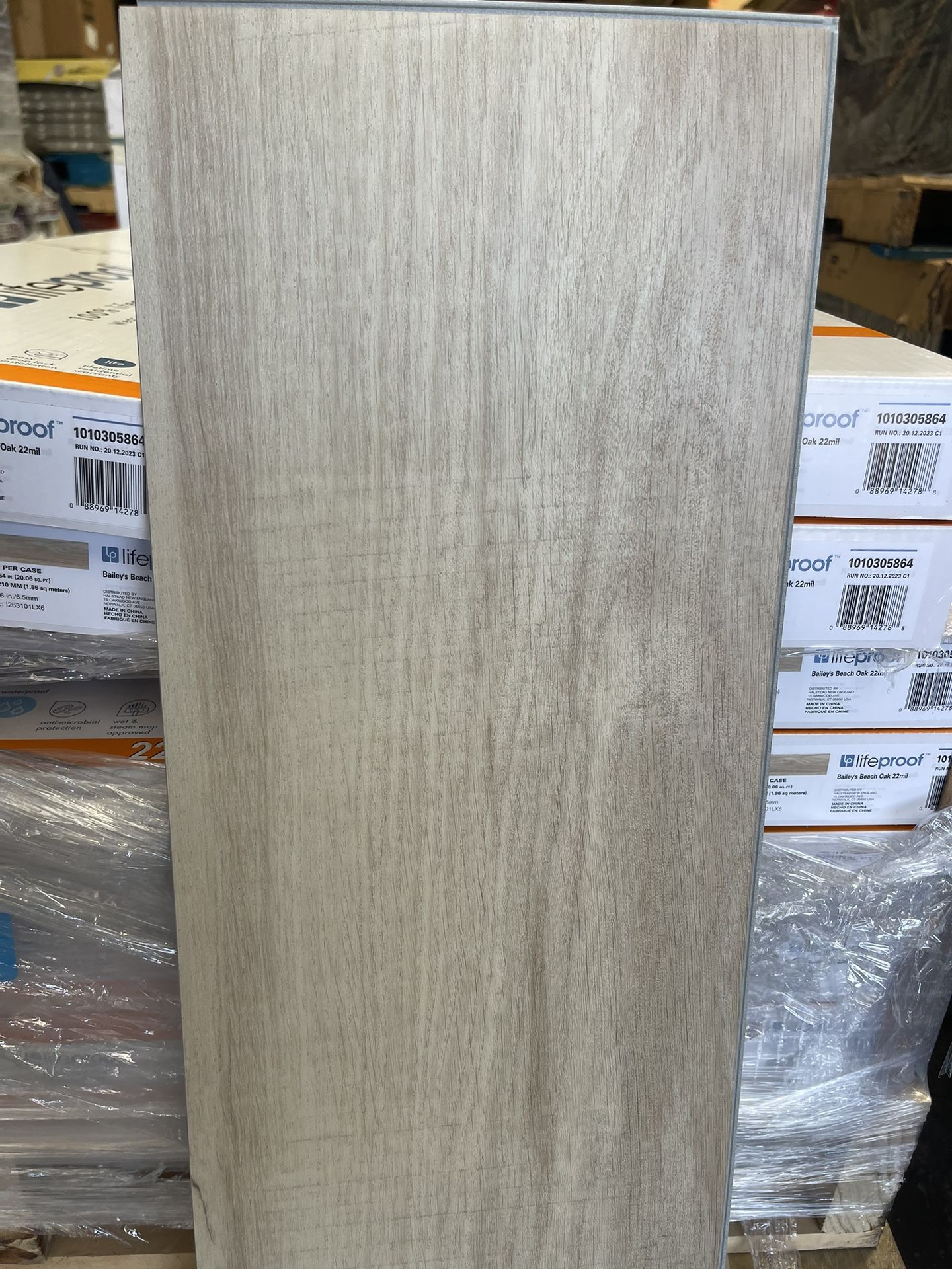 Bailey's Beach Oak 22 MIL x 8.7 in. W x 48 in. L Click Lock Waterproof ...