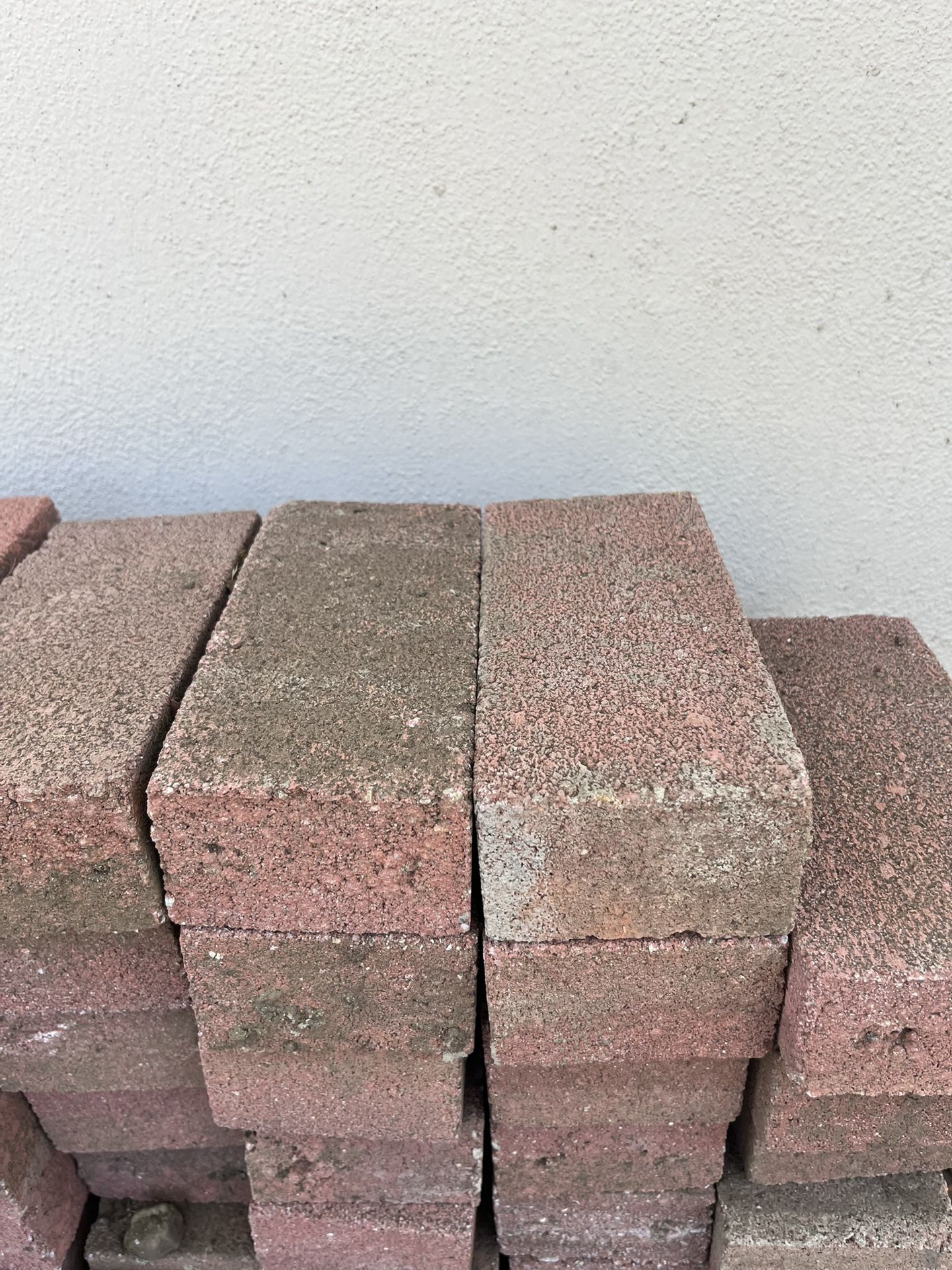 70 Red Bricks for Sale in Pasadena, CA - OfferUp