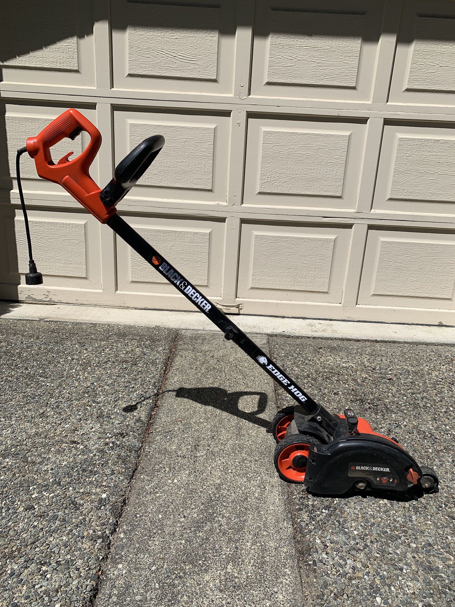 Black & Decker Electric Edge Hog - Lawn Edger & Trencher for Sale in ...